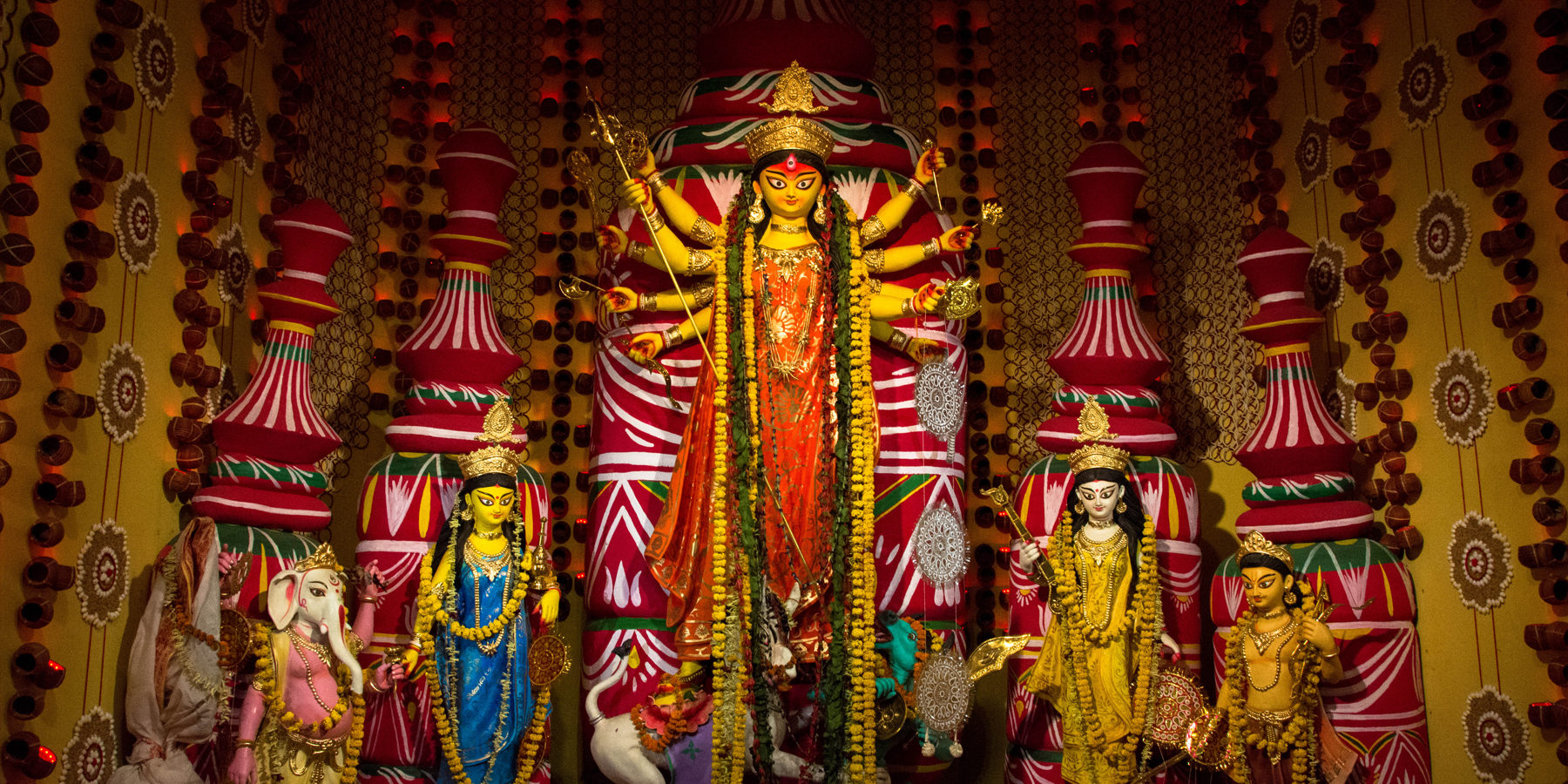 11 Famous Durga Puja Pandals In Kolkata You Must Visit In 2021